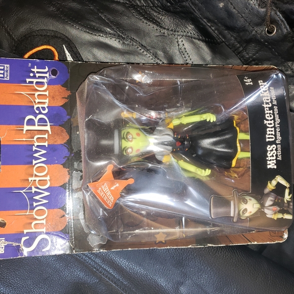 showdown bandit | Toys | Showdown Bandit Miss Undertaker Figure | Poshmark